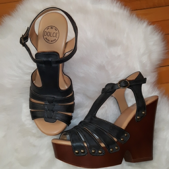 Mojo Moxy | Shoes | Platform Sandals | Poshmark